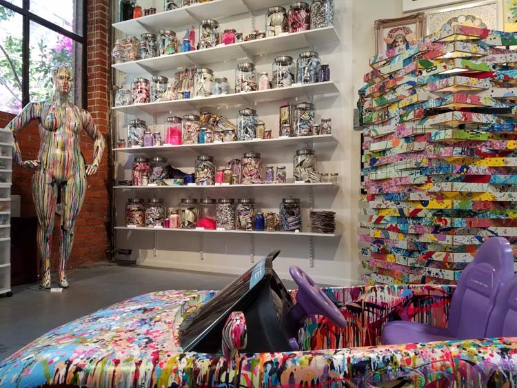 Kristine Shomaker Exploring the Beauty Myth Through Contemporary Art ...